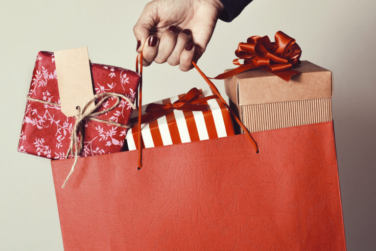 Holiday Shopping Safety Tips: 10 Things Every Shopper Should Know