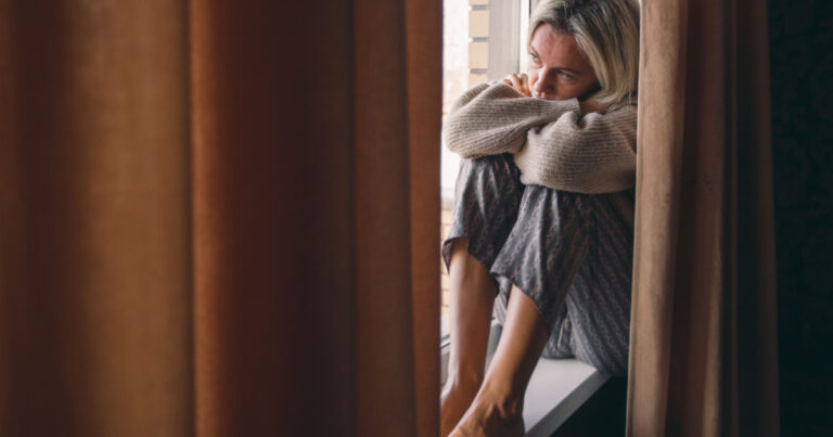 20 Things to Know About People Dealing With ‘High-Functioning’ Depression