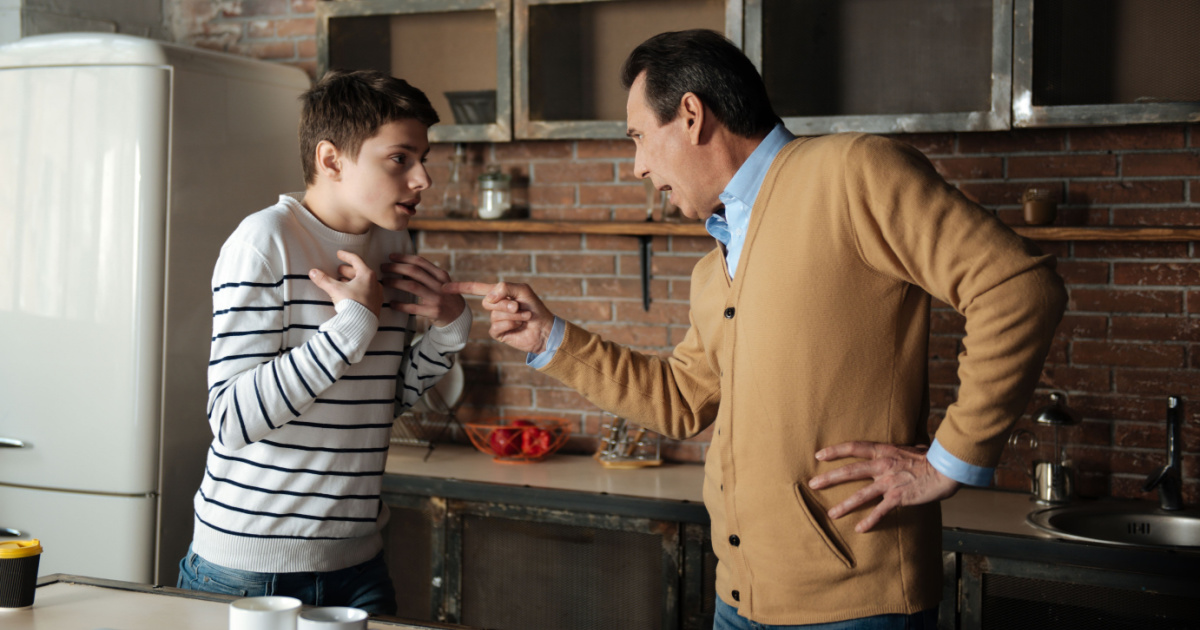 10 Things Toxic Parents Do And Their Effects On You