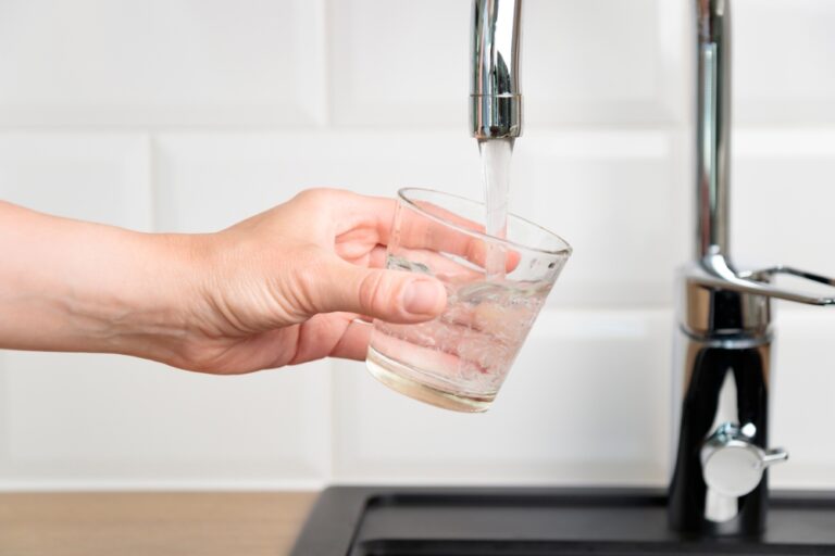 Here's What Happened When a City in Alaska Took Fluoride Out of Its ...
