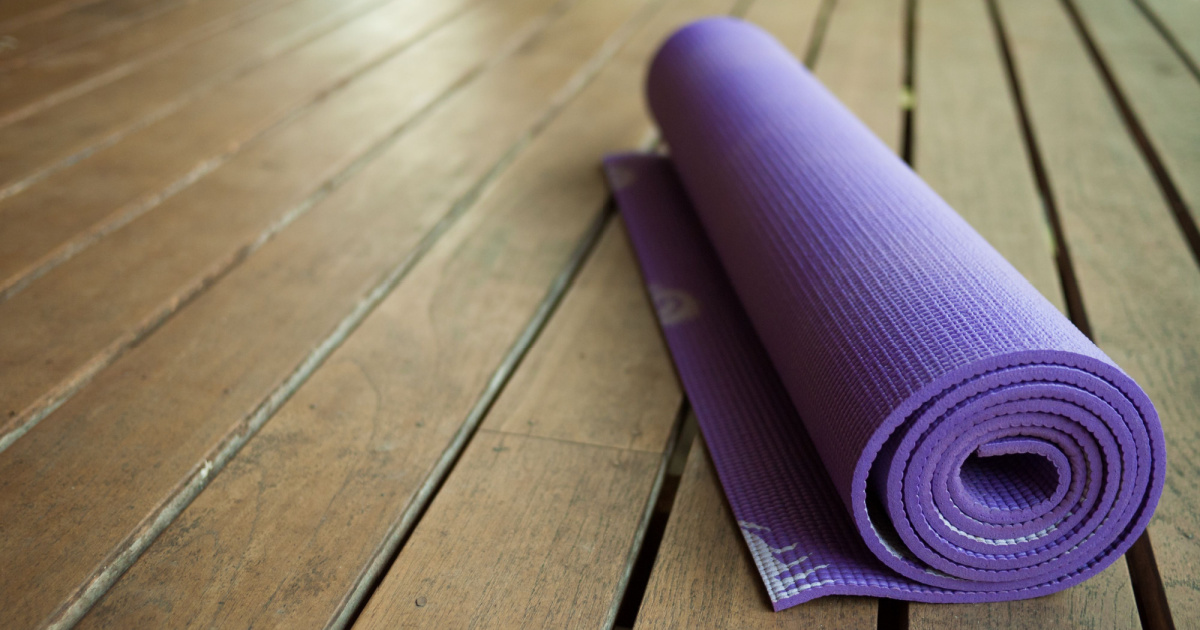 Yoga For Sciatica | 8 Poses To Relieve Sciatica Pain - The Hearty Soul