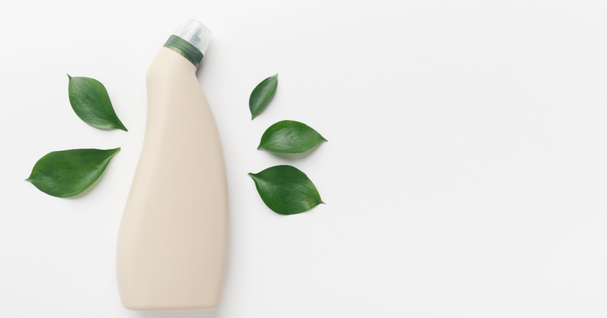 7 Natural Bleach Alternatives For Home Cleaning [And More]