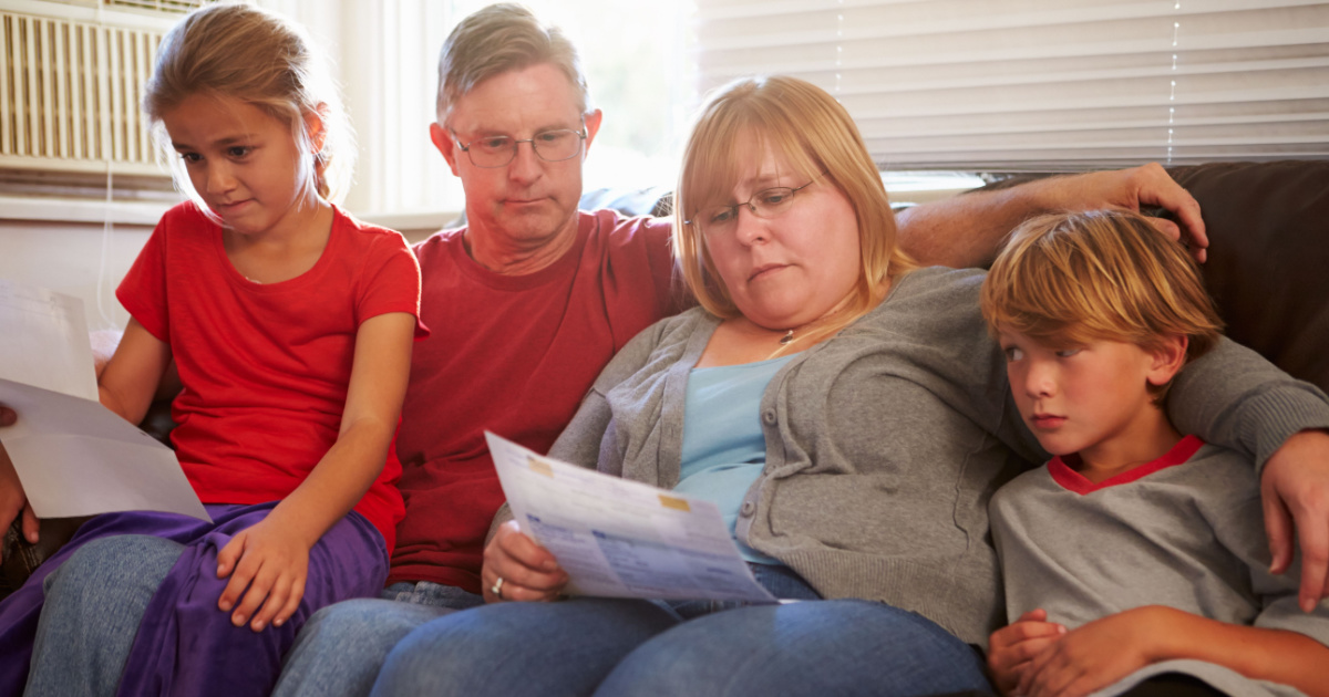 7 Signs of a Toxic Family