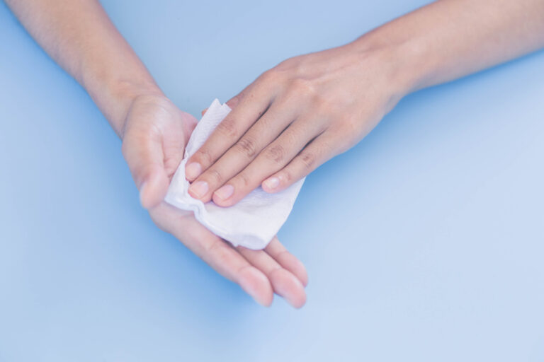 8 Signs to Look Out For in Hand Pain and Problems : The Hearty Soul