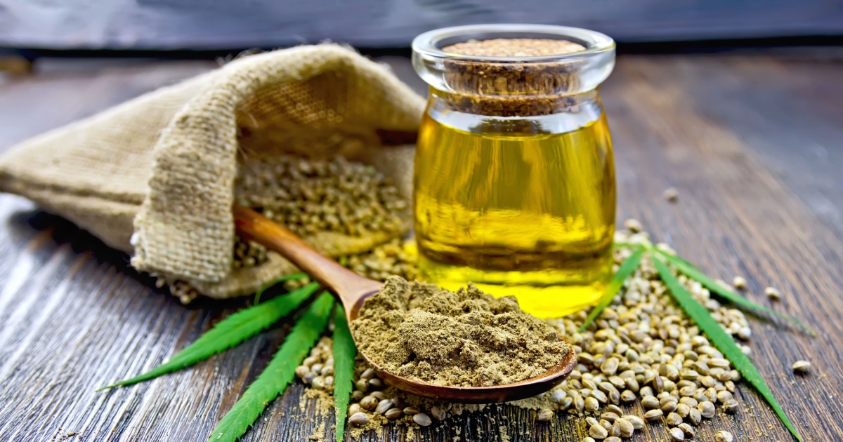 21 of the Best Natural Oils for Your Skin and Hair (Benefits and How to ...