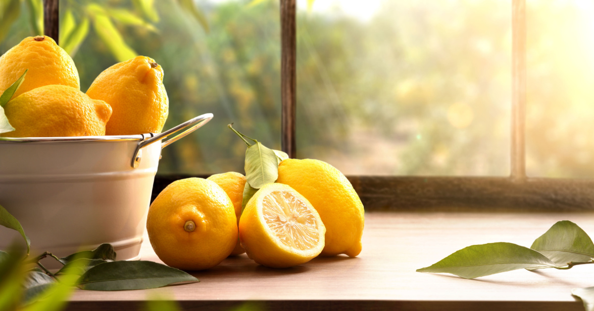 Benefits of Lemon Water: What’s Myth and What’s Fact?