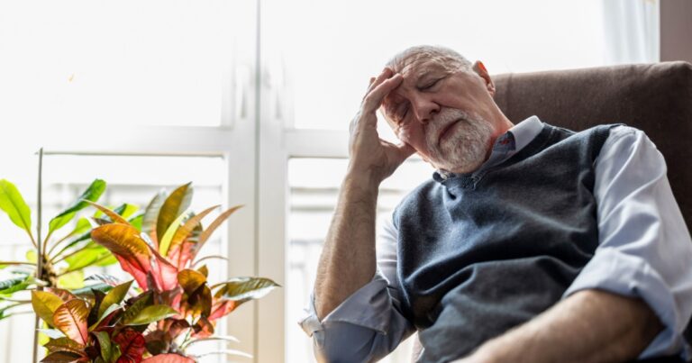 10 Ways Photos Help With Dementia Care