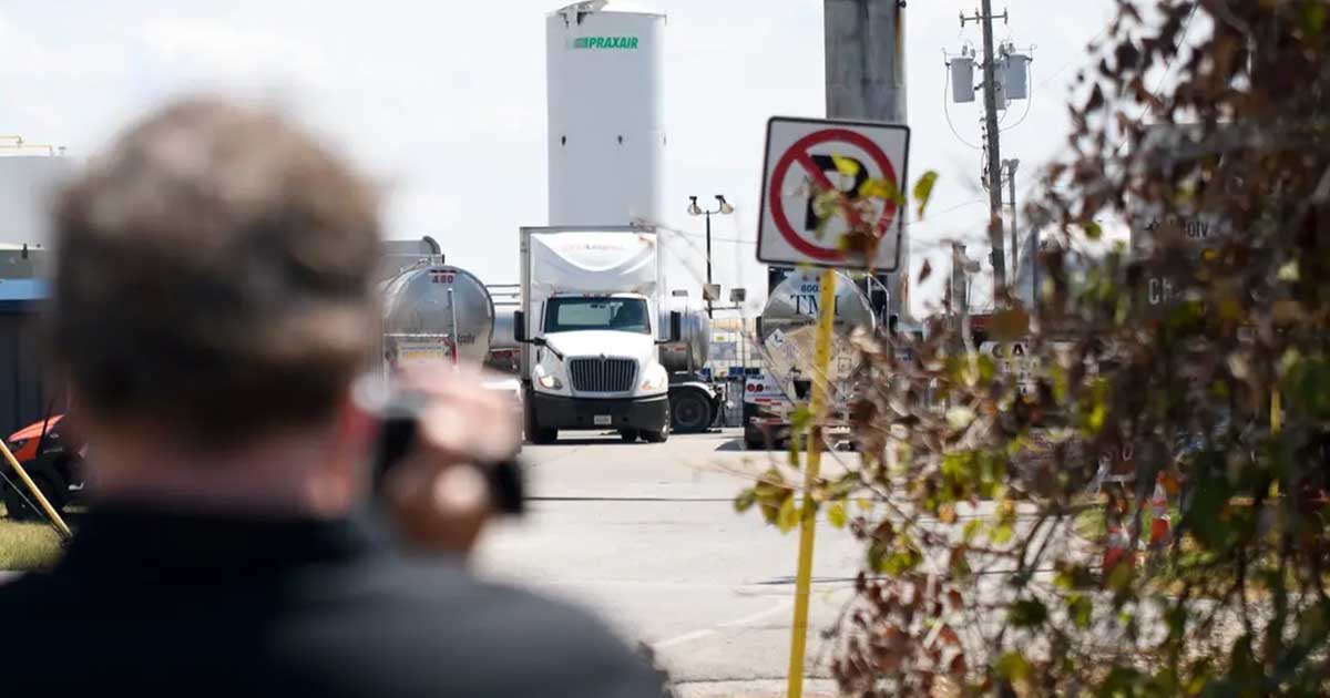 High Amounts of Cancer-Causing Material Were Found in The Air Outside ...