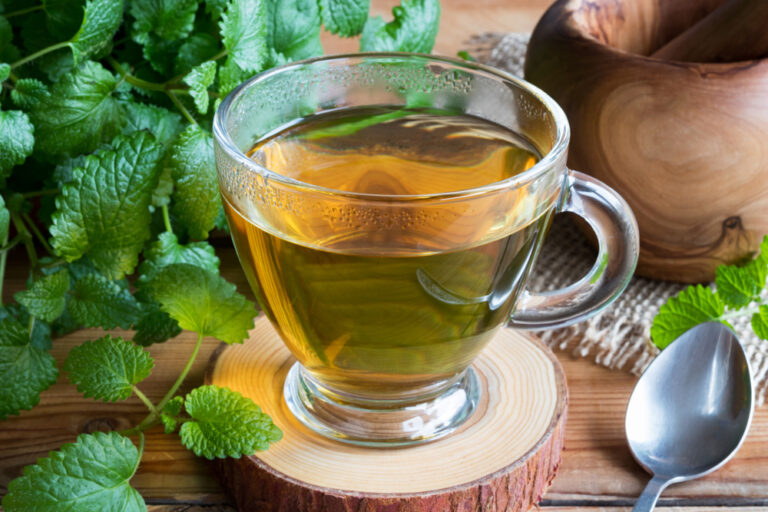 Top 10 Delicious Organic Tea Brands & 7 You Should Never Drink