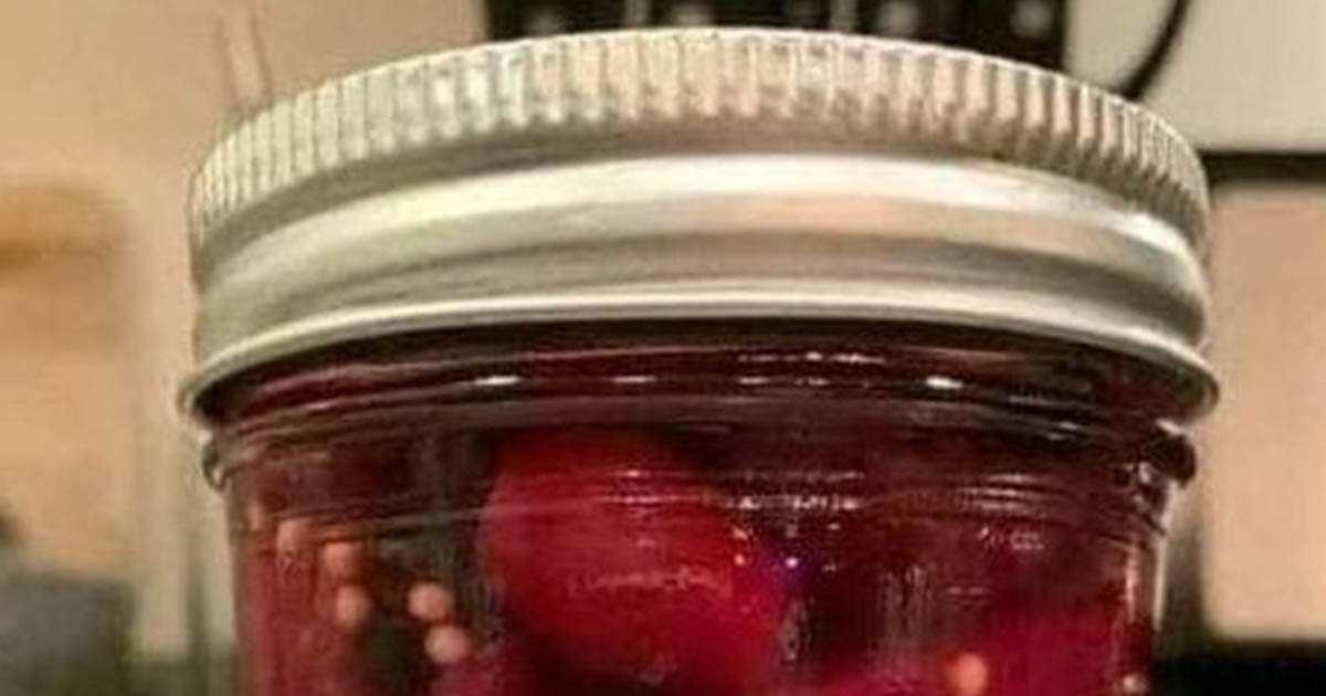 Health Benefits of Pickled Beets (Recipe Included)