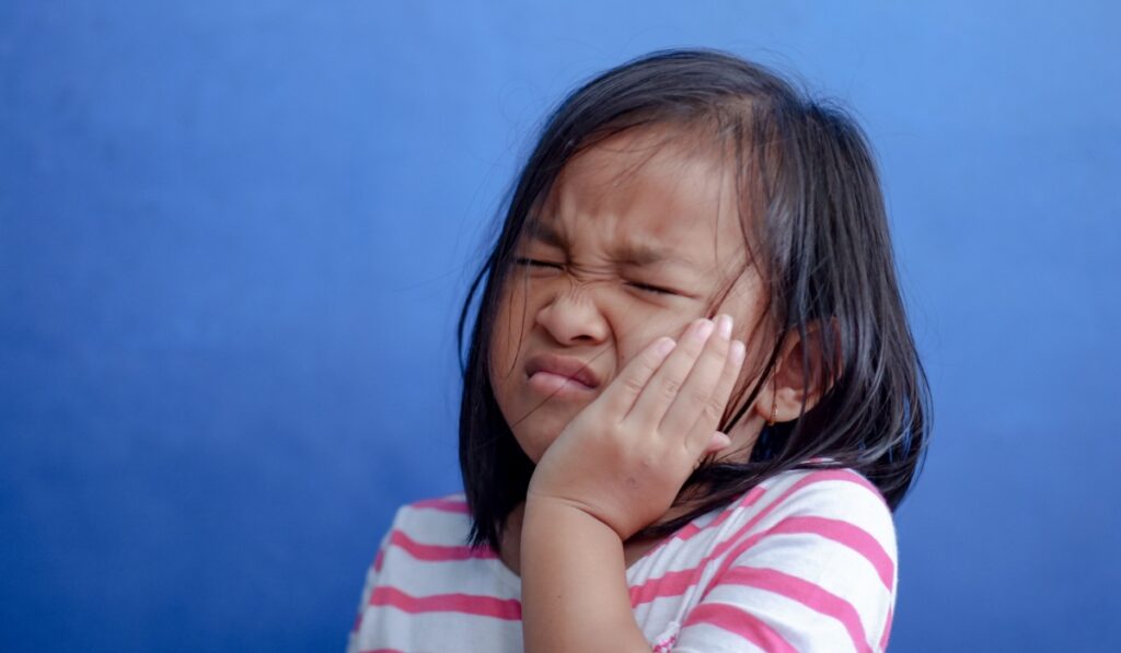 Parotitis: Signs, Symptoms, and Treatment