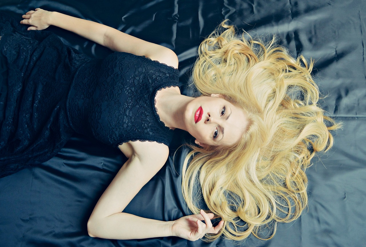 7 Reasons You Can Feel or Hear Your Own Heartbeat, According to ...