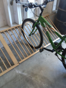 30+ Upcycle Ideas To Restore Any Outdoor Space