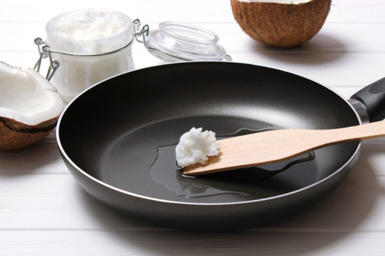 10 of The Healthiest and Worst Oils For Your Health