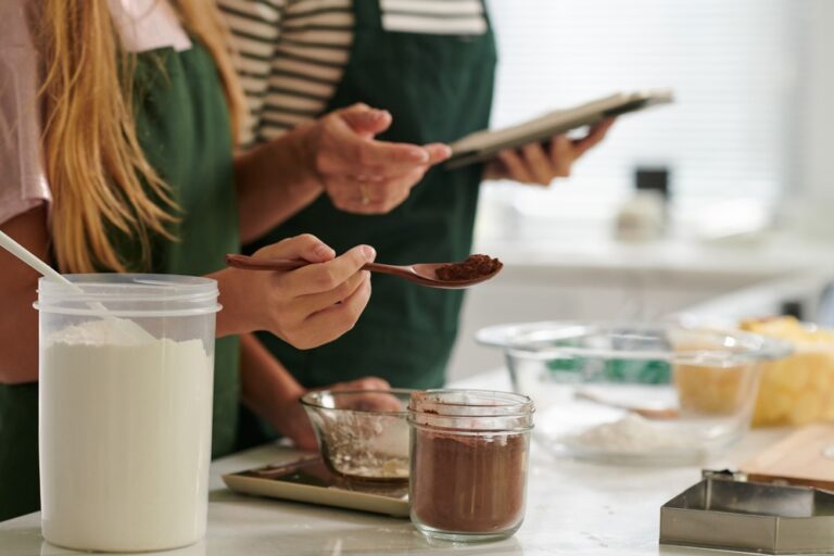 12 Brands of Cinnamon Powder To Avoid, And 6 You Can Use