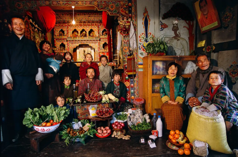What People Around The World Eat in a Week