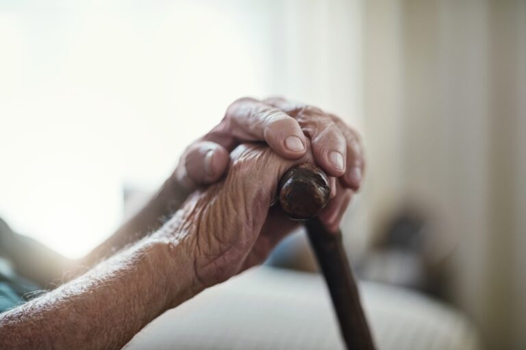 End-of-Life Care: 3 Phrases To Comfort Someone Who Is Dying