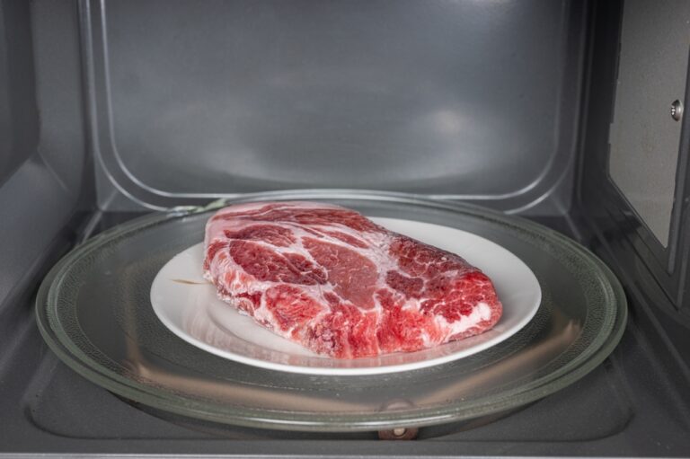 12 Mistakes To Avoid When Defrosting Meat
