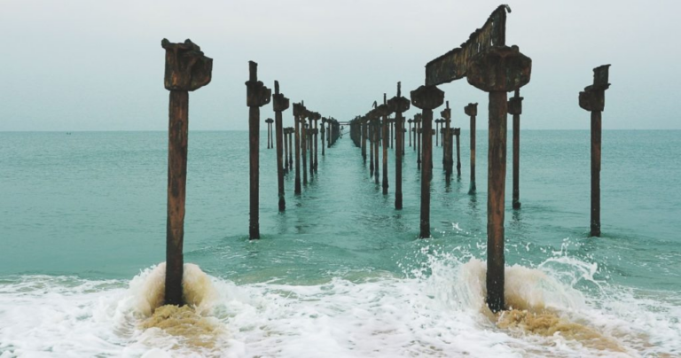 30+ Most Dangerous Beaches In The World