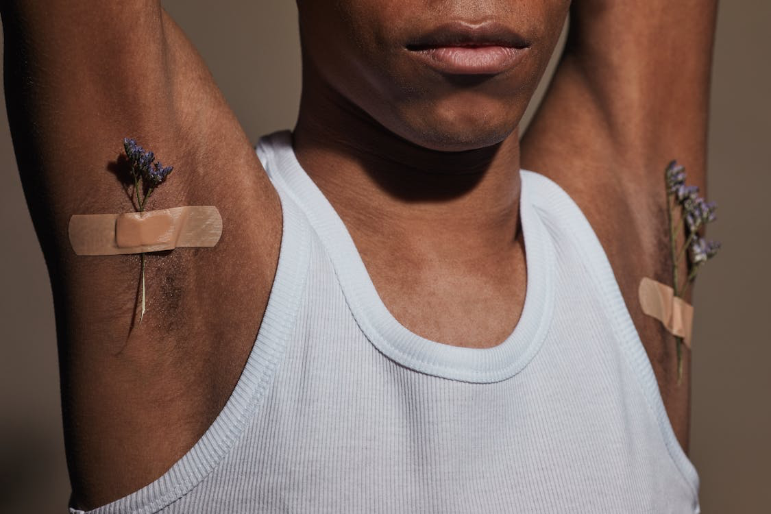Common Habits That Can Cause Armpit Pimples, and What To Do About Them