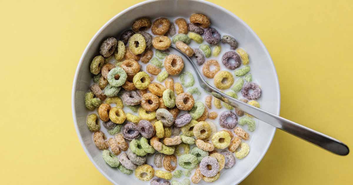 15 Common Foods to Avoid For Better Health, According to Doctors