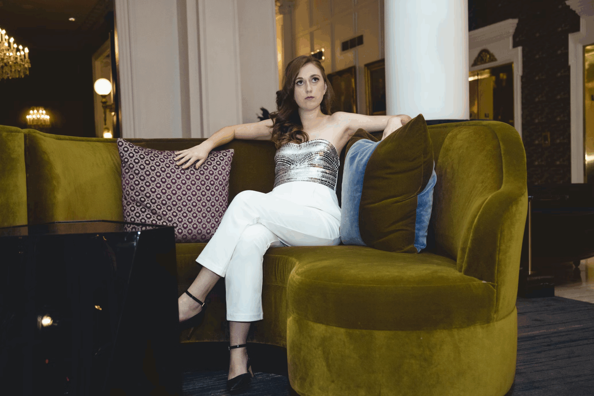 The Psychology Behind Why Women Often Cross Their Legs While Sitting