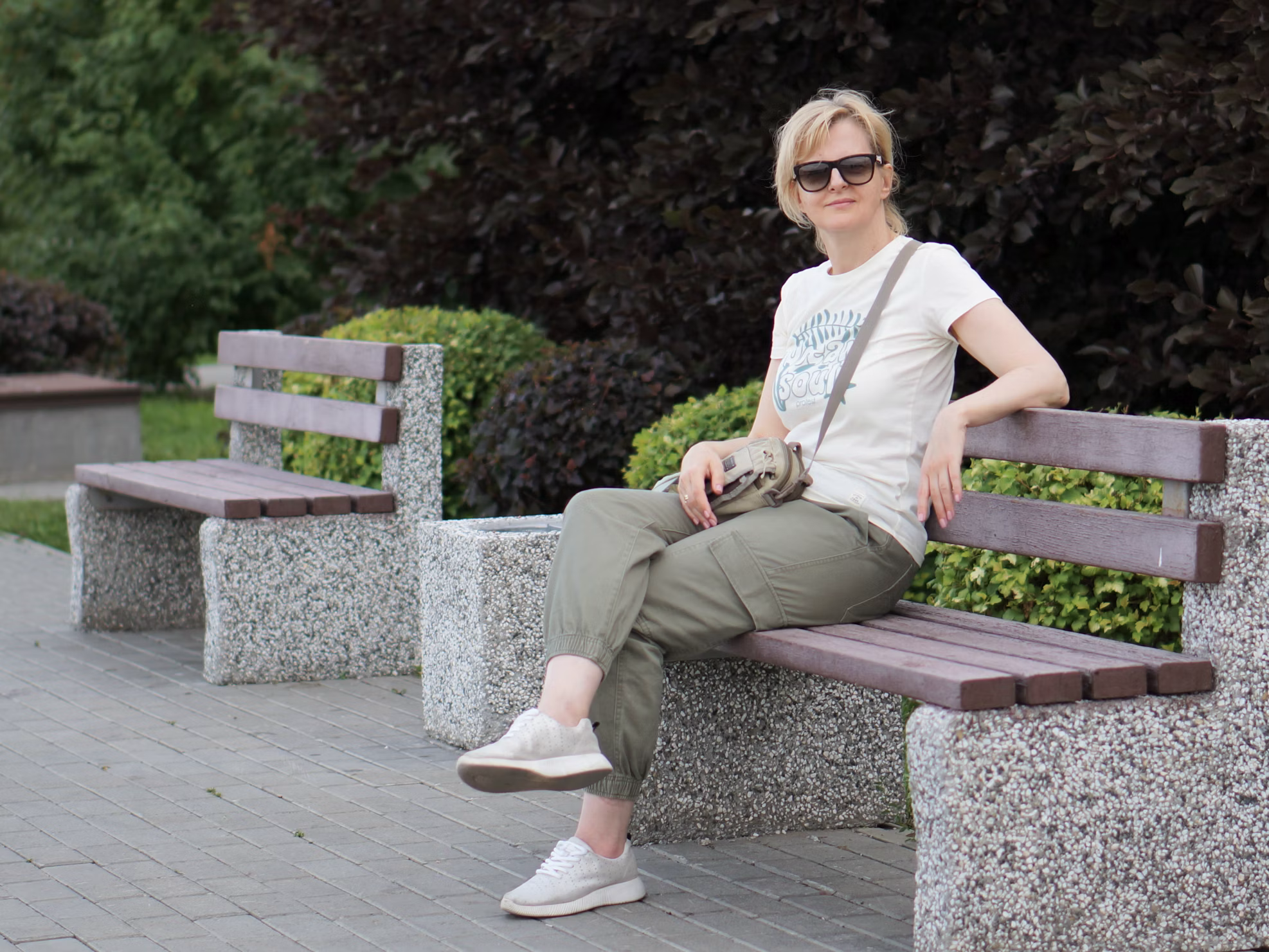 The Psychology Behind Why Women Often Cross Their Legs While Sitting