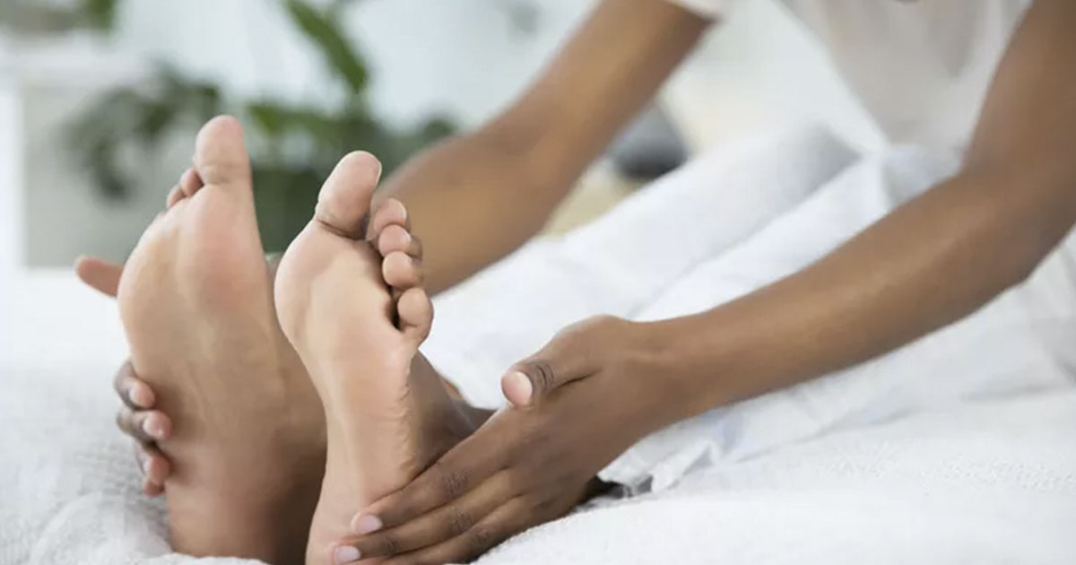 Can Magnesium Oil on Feet Boost Sleep Quality and Ease Pain?