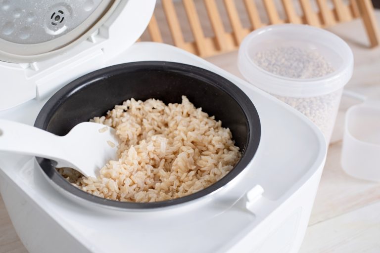 How to Safely Store Cooked Rice and Reheat Later