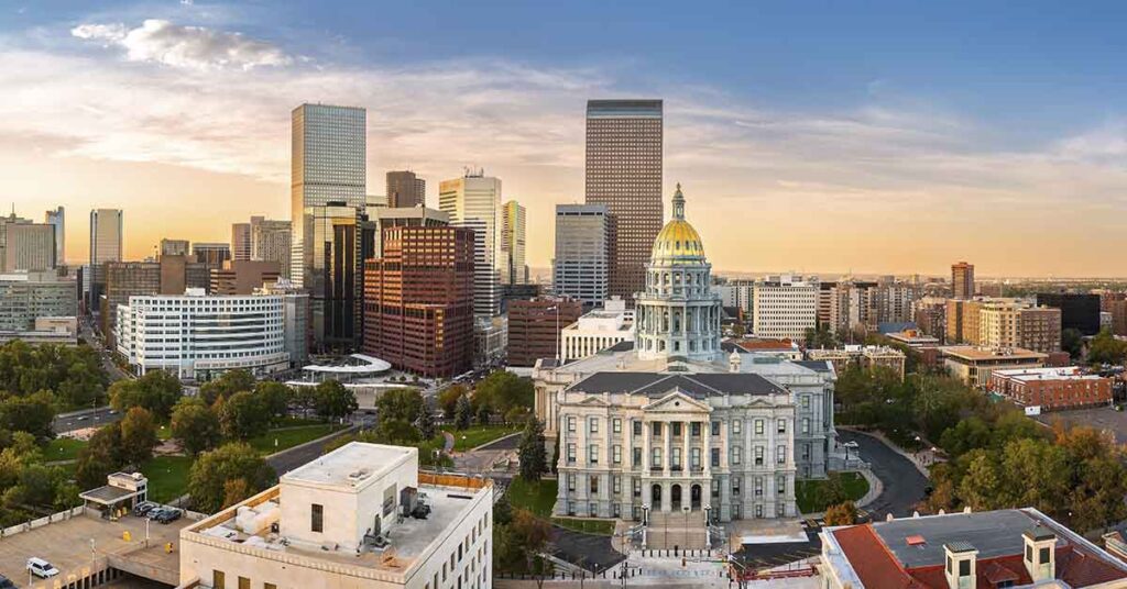 Denver to Raise Minimum Wage to Nearly $20 an Hour Next Year : The ...