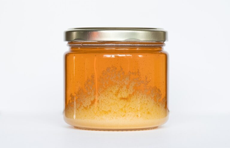 How to Decrystallize Honey: A Simple Step-by-Step Guide
